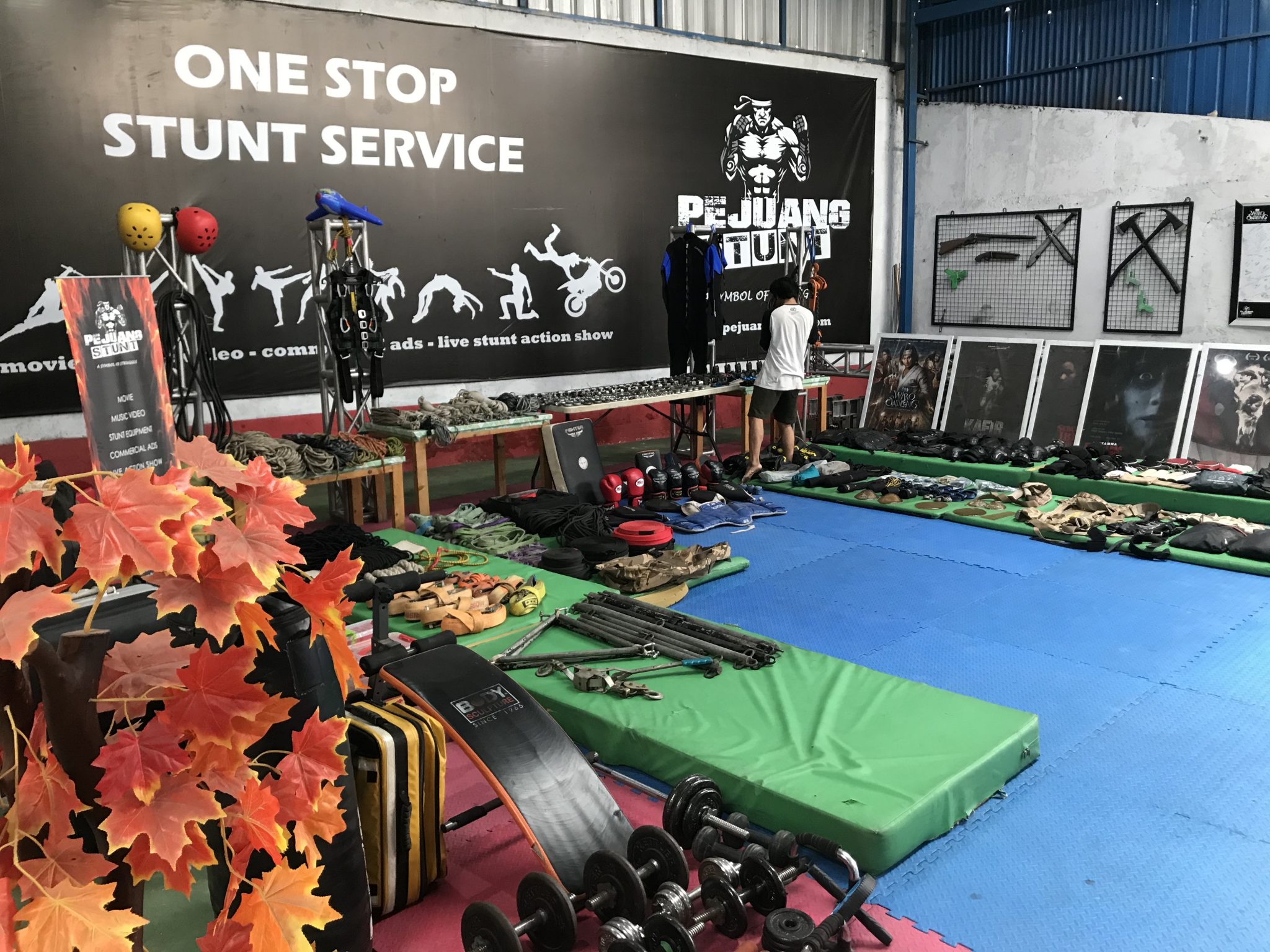 Pejuang Stunt Indonesia | Stunt Equipment